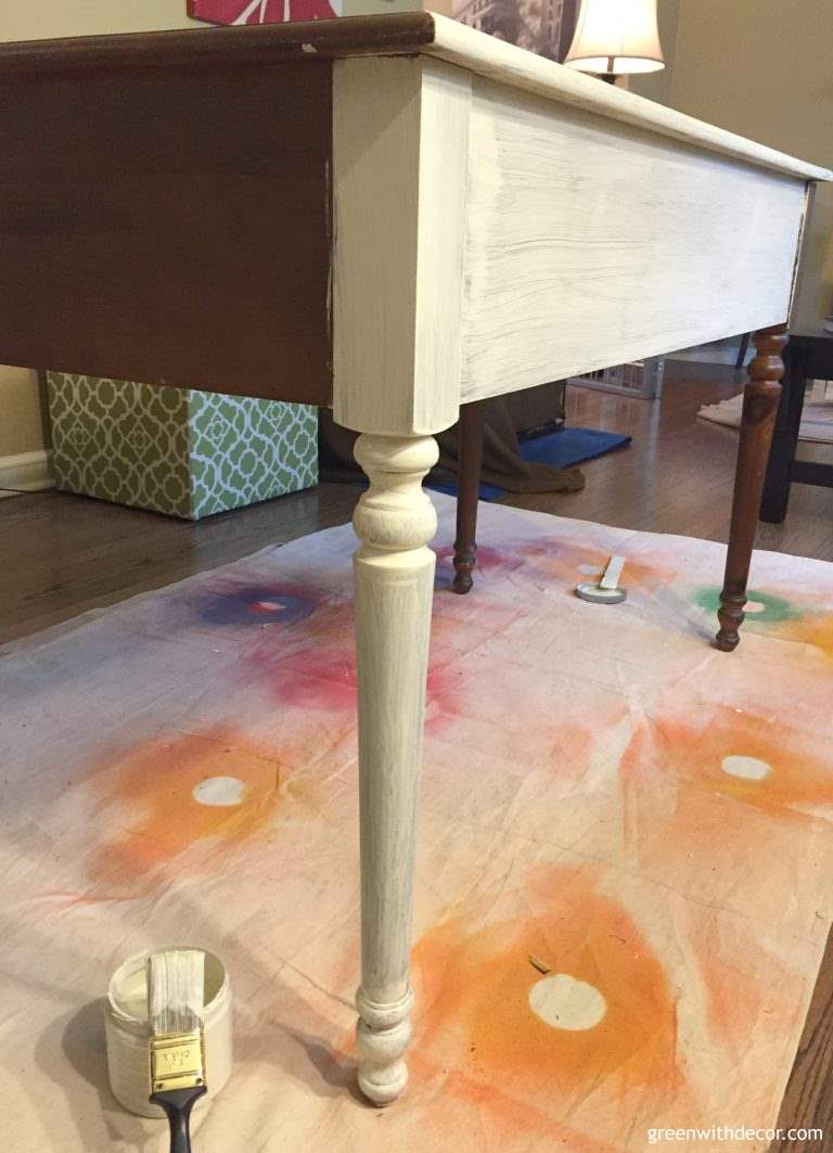 Painting an old desk with clay paint – Green With Decor