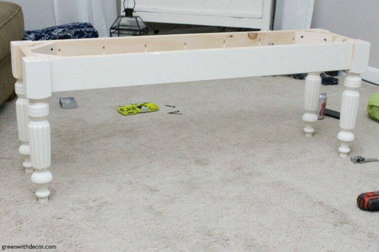 How to build a bench - Green With decor