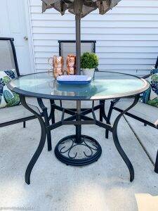 A fix for rusted outdoor furniture - Green With Decor