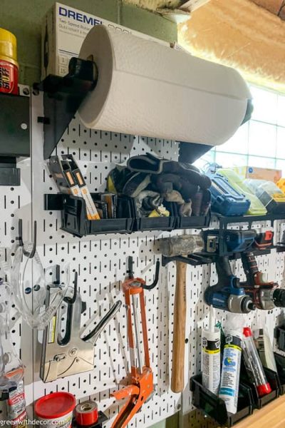 An easy way to organize tools - Green WIth DEcor