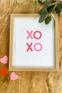 Free Valentine's Day printable art - Green With Decor